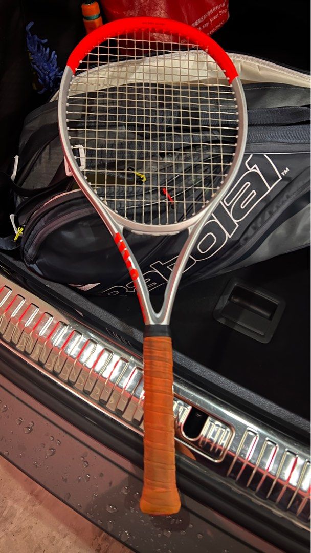 Wilson Clash 100L, Sports Equipment, Sports & Games, Racket & Ball ...