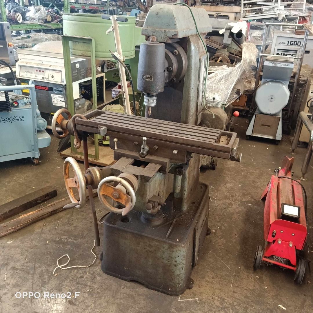 1 VERTICAL MILLING MACHINE, Commercial & Industrial, Industrial ...