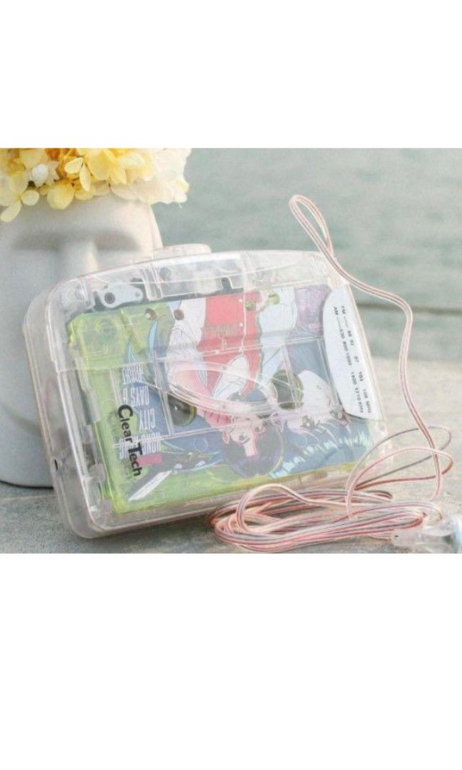 Clear Tech Cassette Player 透明卡式錄音帶播放器, 耳機及錄音音訊設備, 音樂播放裝置 MP3及CD 播放器在旋轉拍賣