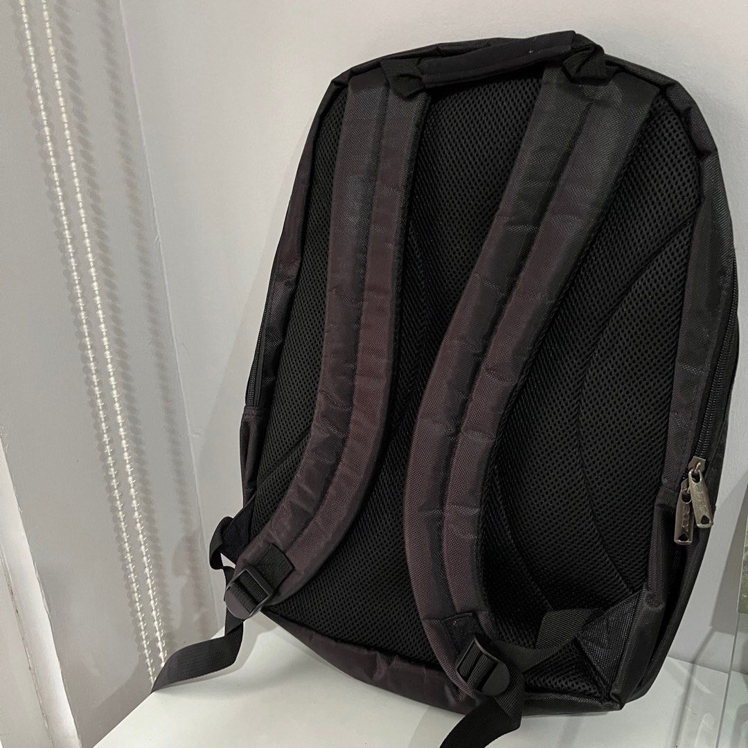 ACER Black Backpack, Men's Fashion, Bags, Backpacks on Carousell