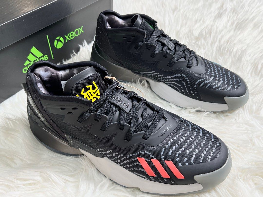 ADIDAS DON ISSUE 4 ORIGINAL on Carousell