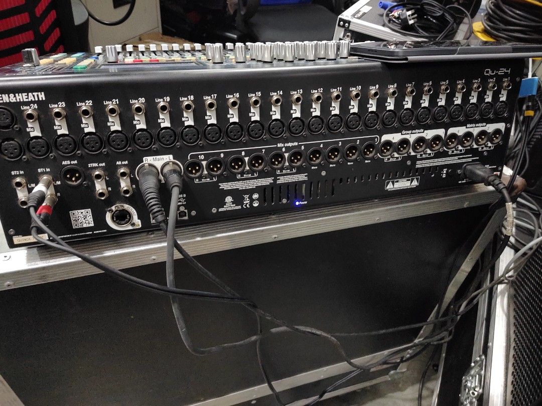 Allen & Heath QU24 Digital Mixer, Audio, Other Audio Equipment on Carousell