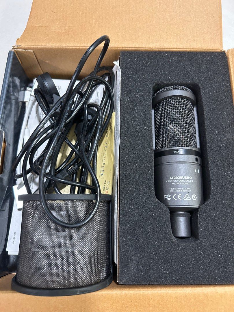 audio-technica AT2020 microphone, Audio, Microphones on Carousell