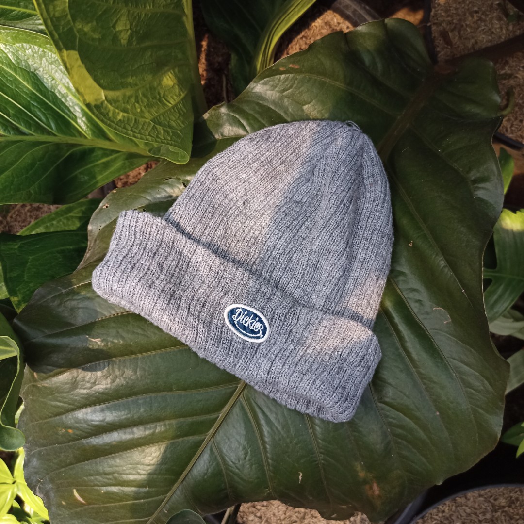 BEANIE HAT DICKIES SECOND ORIGINAL, Fesyen Pria, Aksesoris, Topi di ...
