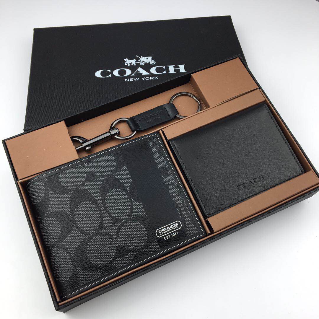 Coach Wallet, Men's Fashion, Watches & Accessories, Wallets & Card ...