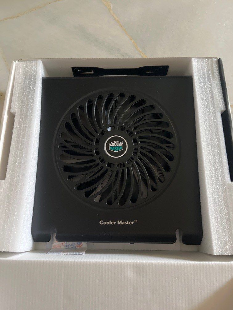 Cooler Master CMC3 Silent Fan Laptop Cooling Pad, Computers & Tech ...