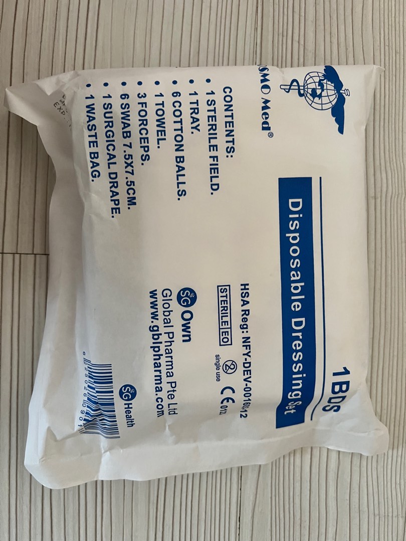 Cosmo Med Disposable Dressing Set, Health & Nutrition, Medical Supplies ...