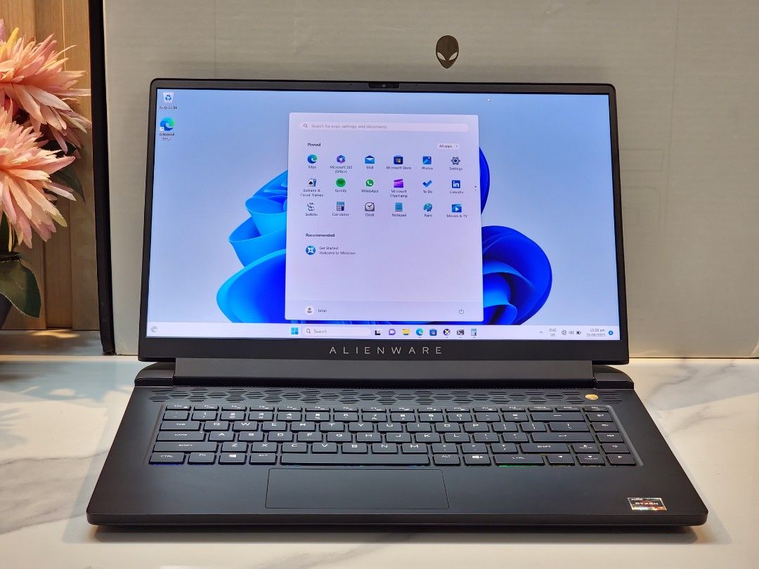 Dell Alienware M15 Ryzen Ed. R5 AMD Ryzen 7 5800H 16GB RAM 512GB SSD ...