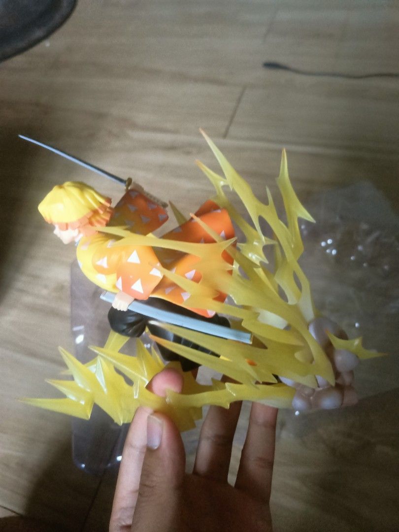 Demon slayer Zenitsu figuart zero Bootleg, Hobbies & Toys, Toys & Games ...