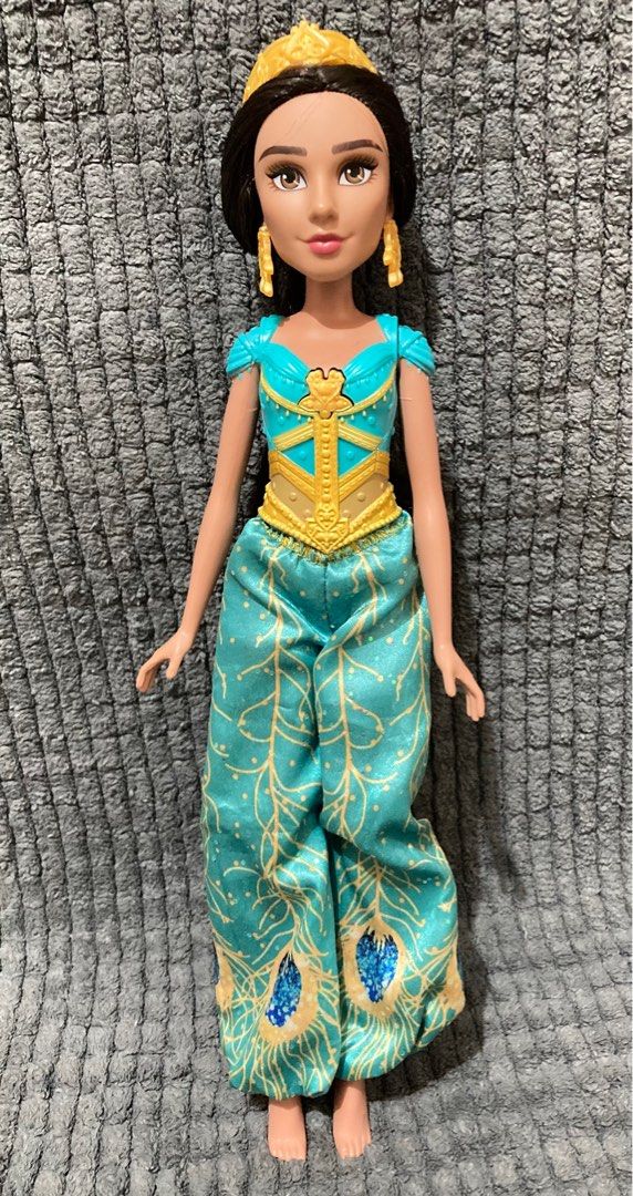Disney Aladdin Singing Jasmine Doll with Outfit and Accessories on ...