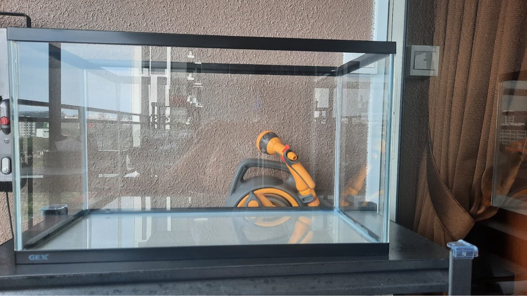 GEX MARINA BK600 - 60cm Tank, Pet Supplies, Homes & Other Pet ...