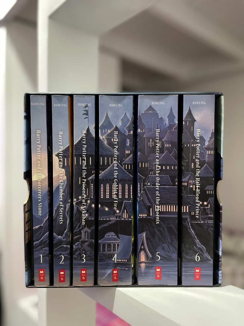 Harry Potter: The Complete Series Box Set (Scholastic Edition) by J.K ...