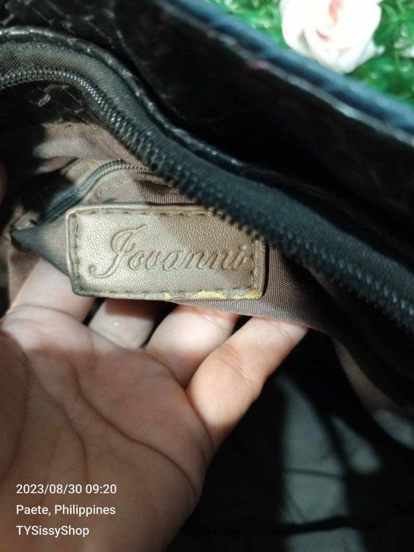 Jovanni Leather Banig Bag, Women's Fashion, Bags & Wallets, Shoulder ...