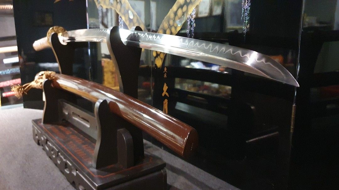 KATANA IN T10 (DOUBLE FULLER) **MANUALLY DULLED VERSION AND FOR DISPLAY ...