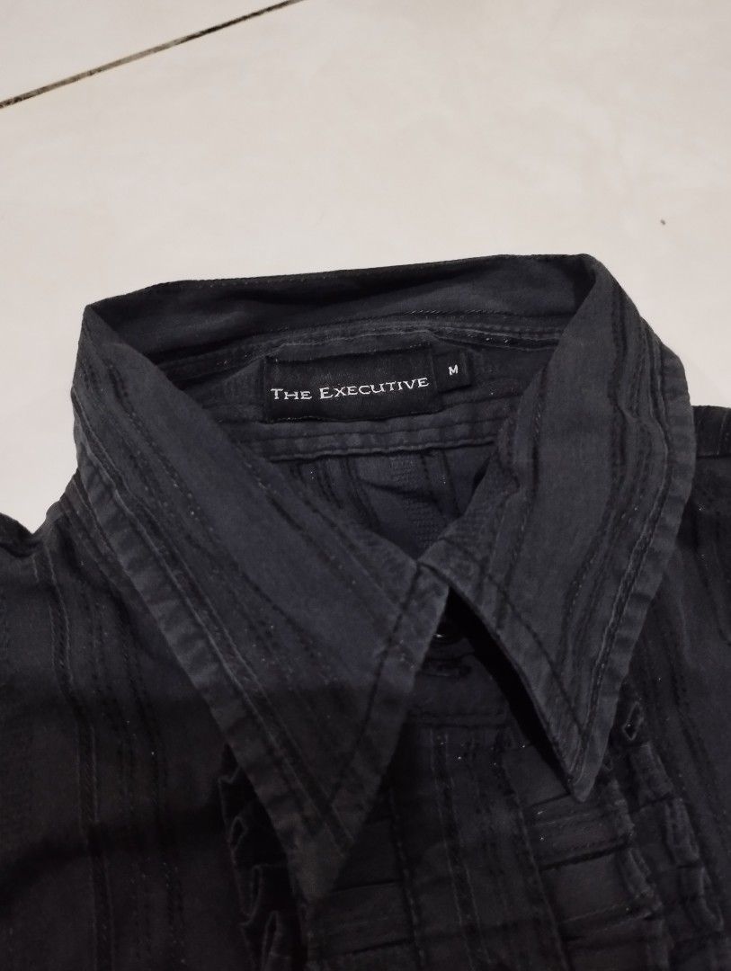 Kemeja Kerja Hitam The Executive Model Vintage Gothic Ruffle Puffed ...