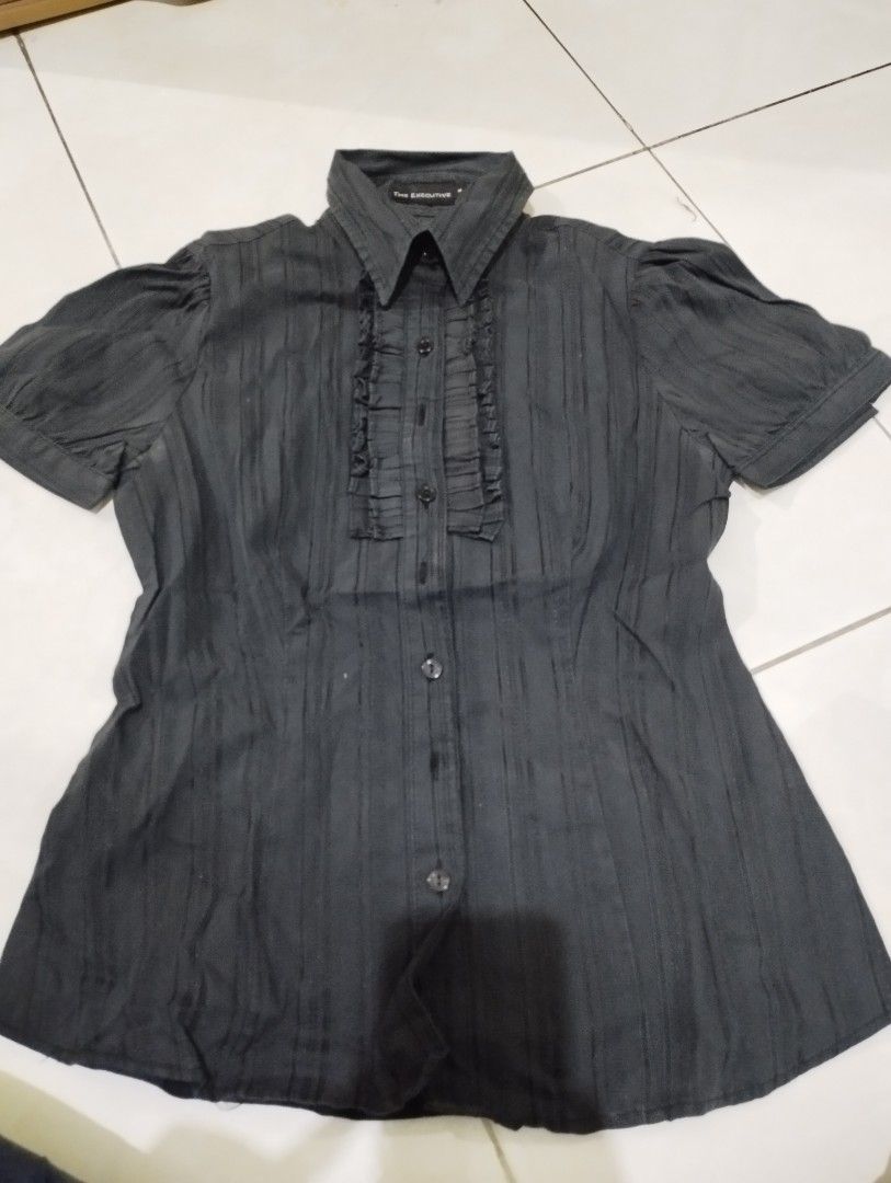 Kemeja Kerja Hitam The Executive Model Vintage Gothic Ruffle Puffed ...