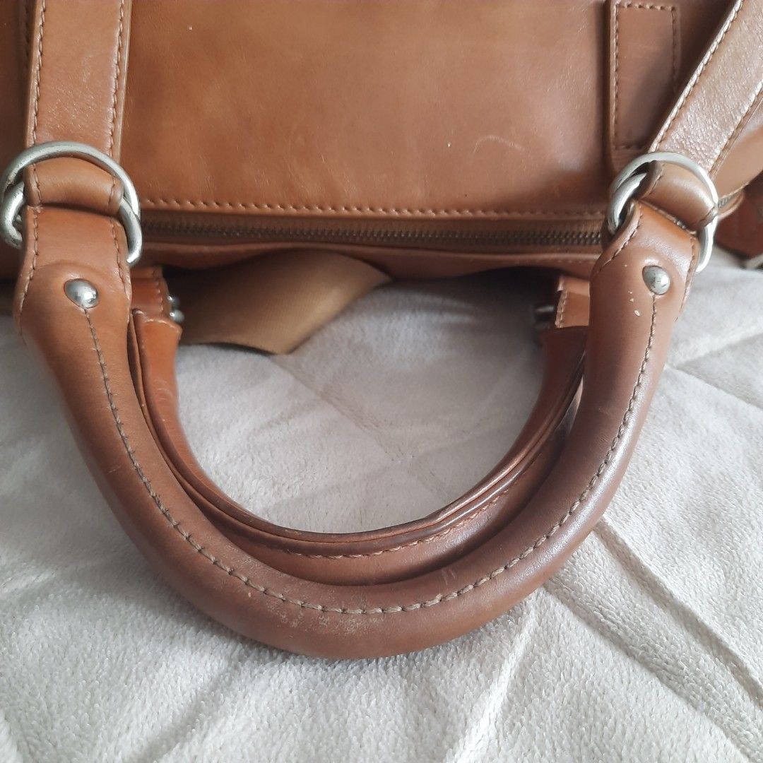 KH DESIGN PALLETERIA AUTH, Fesyen Wanita, Tas & Dompet di Carousell