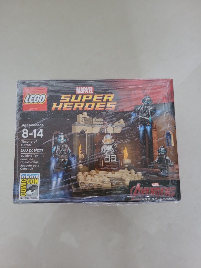 Lego Comic Con, Hobbies & Toys, Toys & Games on Carousell