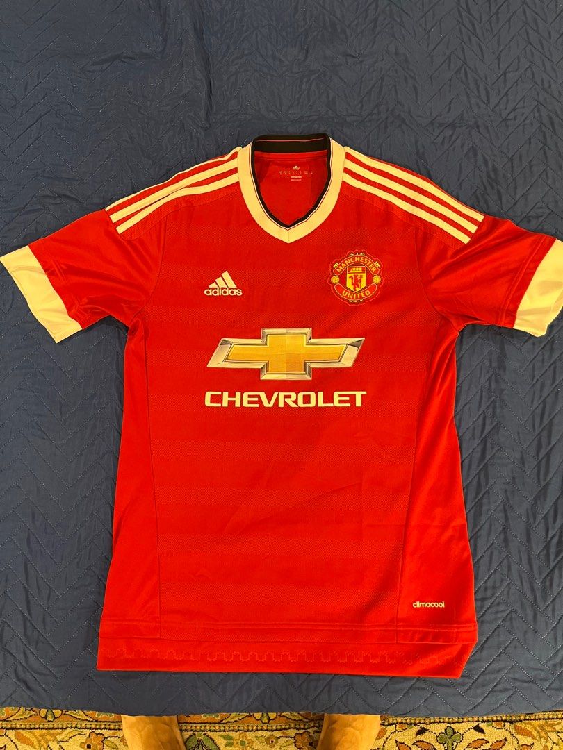 Manchester United Home kit, Men's Fashion, Tops & Sets, Tshirts & Polo ...
