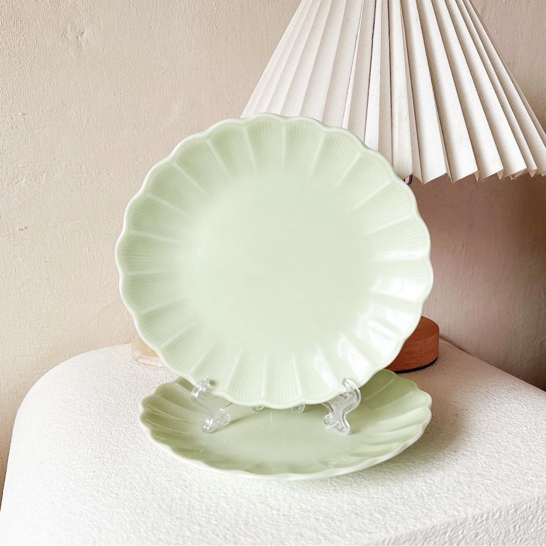 Mint Green Scallop Cake Plates, Furniture & Home Living, Kitchenware ...