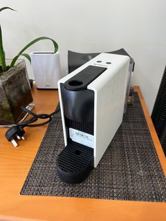 Nespresso Essenza Mini Silver Coffee Machine, TV & Home Appliances ...