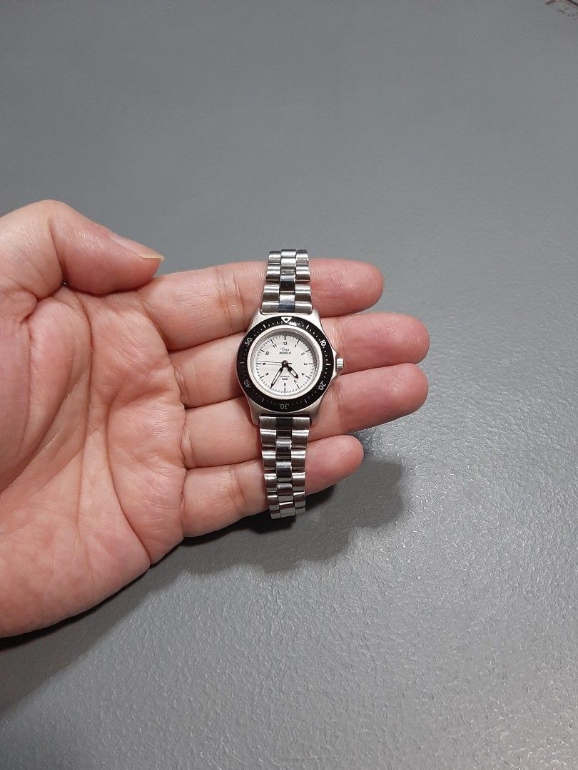 Original Timex Indiglo Ladies Watch, Women's Fashion, Watches ...