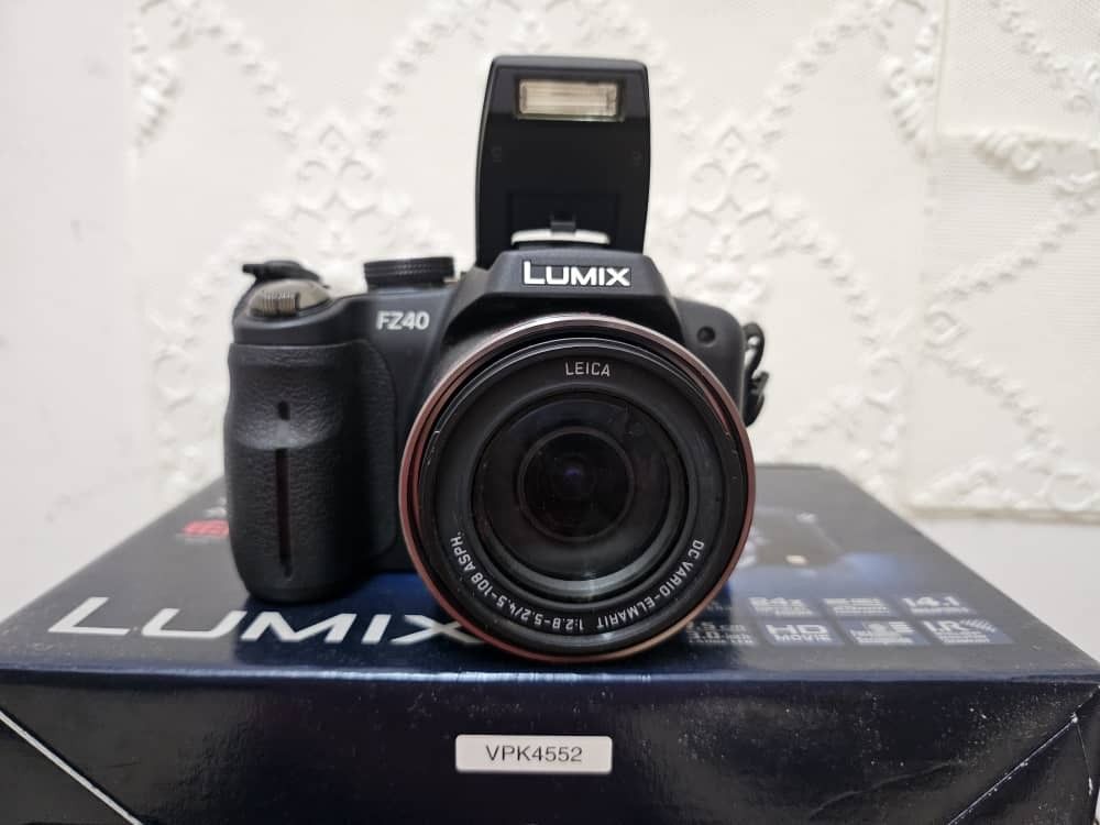 Panasonic Leica FZ40, Photography, Cameras on Carousell