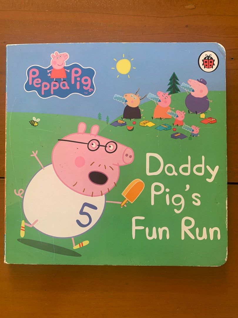 Peppa Pig boardbook Fun Run on Carousell