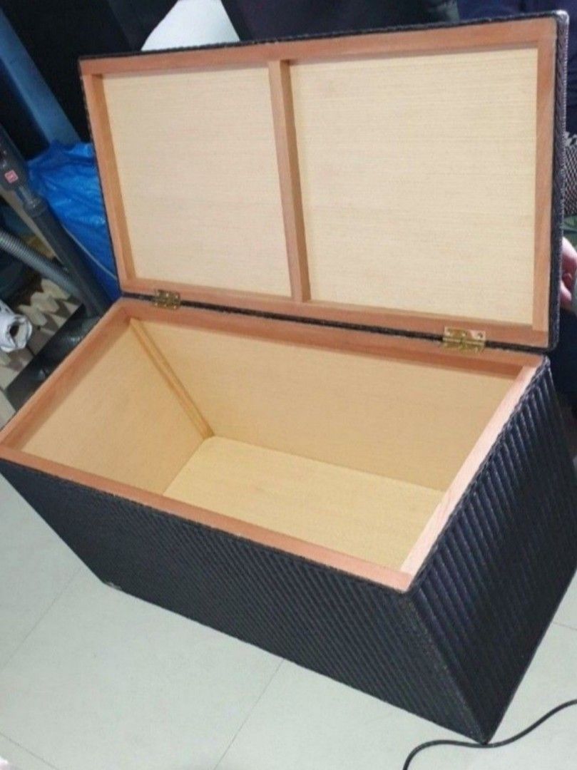 Recto Case by Vincent Sheppard ( Bench Storage Box ), Furniture & Home ...