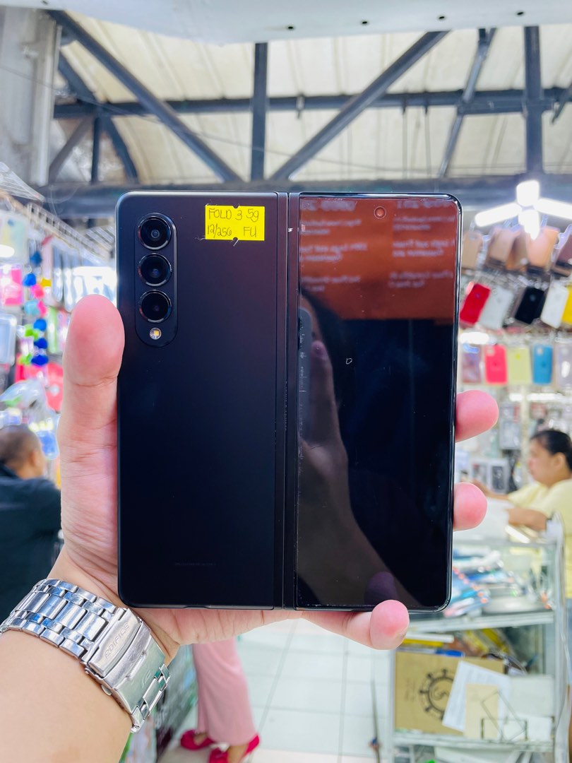 Samsung Fold 3 5G 12/256gb Black NTC Approved Openline 98% Smothness ...