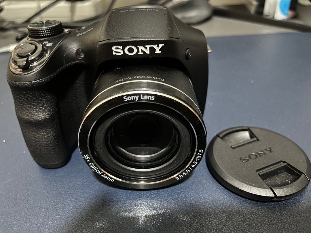 Sony Cybershot DSC-300, Photography, Cameras on Carousell