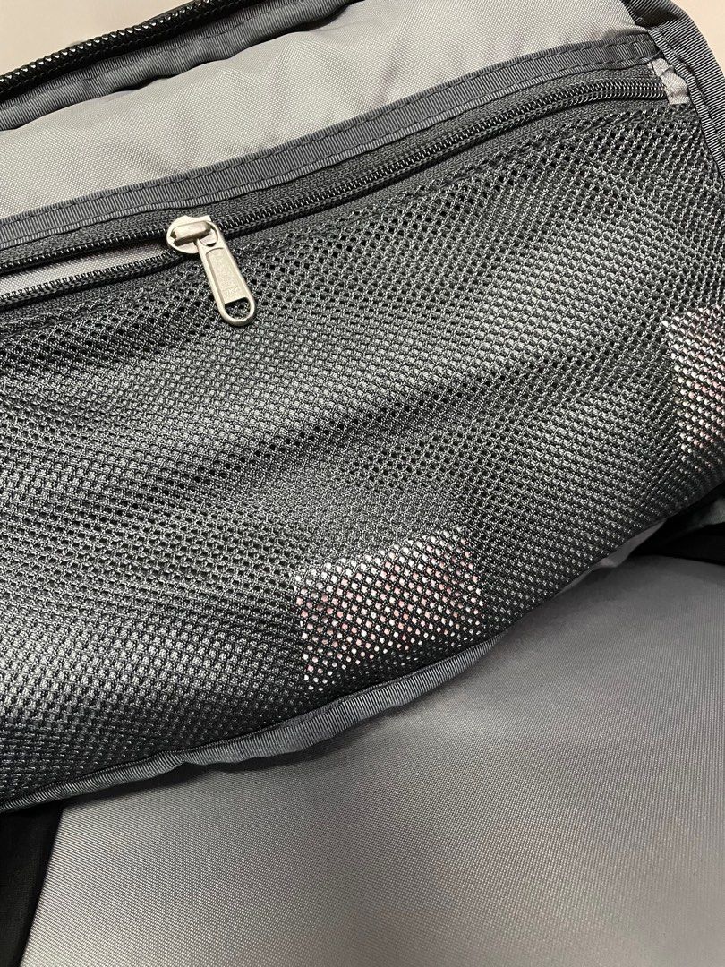 The North Face Router Backpak, Men's Fashion, Bags, Backpacks on Carousell