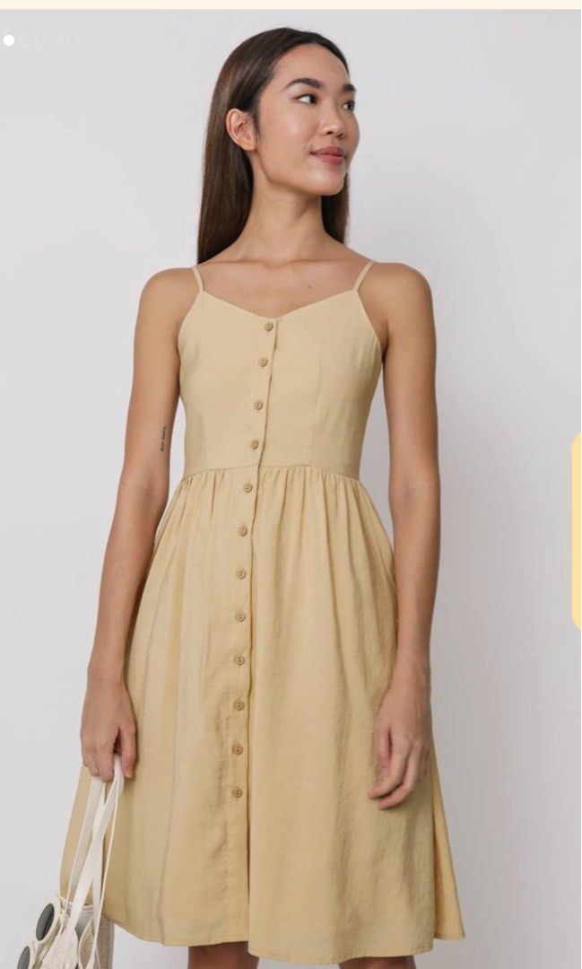 TTR Brittany Button Down Flare Midi Dress, Women's Fashion, Dresses ...