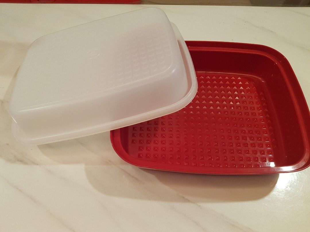 Tupperware Mixer/Server, Furniture & Home Living, Kitchenware ...