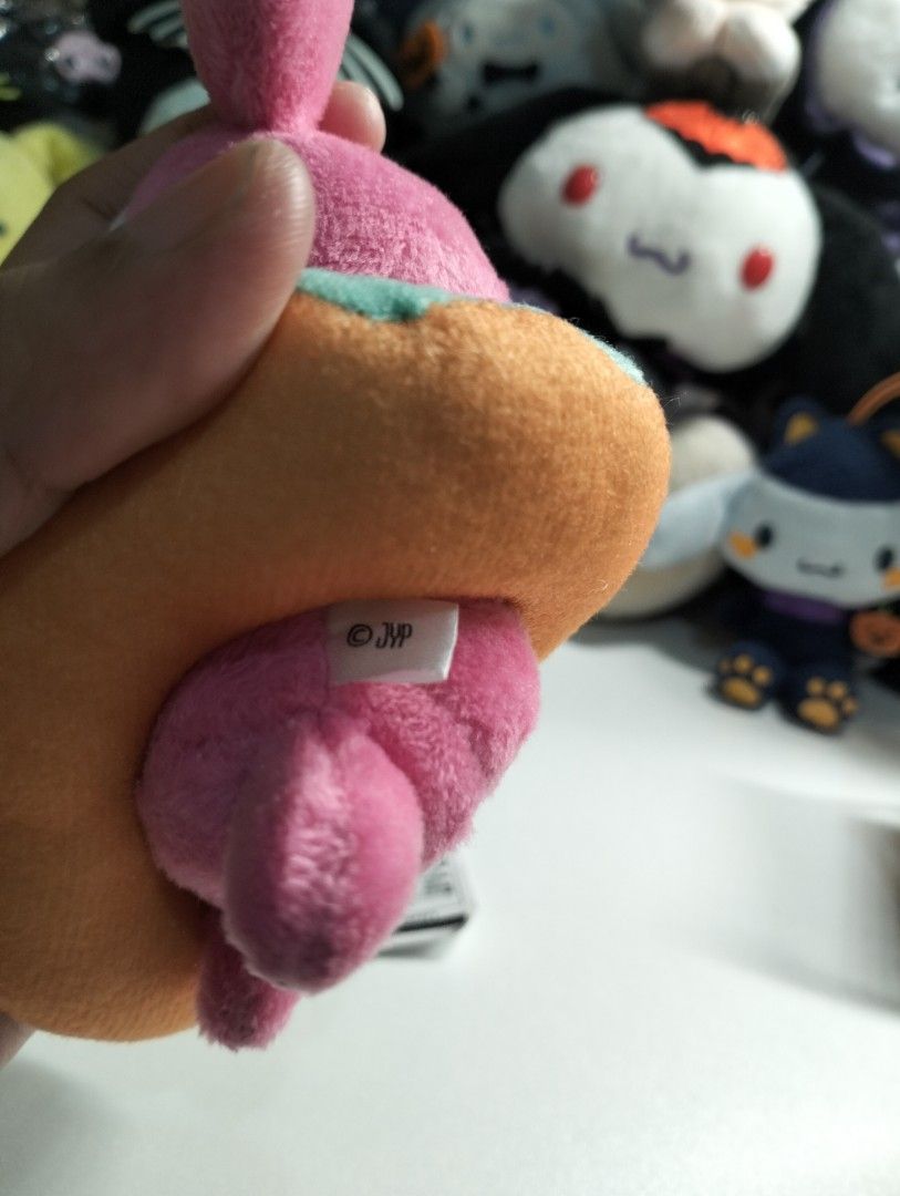 Twice momo plush charm, Hobbies & Toys, Memorabilia & Collectibles, Fan ...