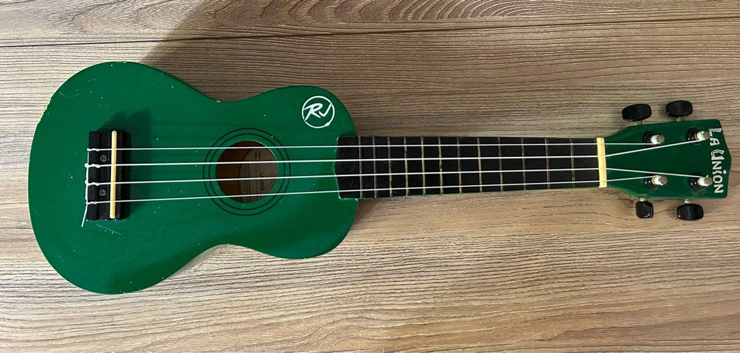 Ukulele La Union RJ (Green), Hobbies & Toys, Music & Media, Musical ...