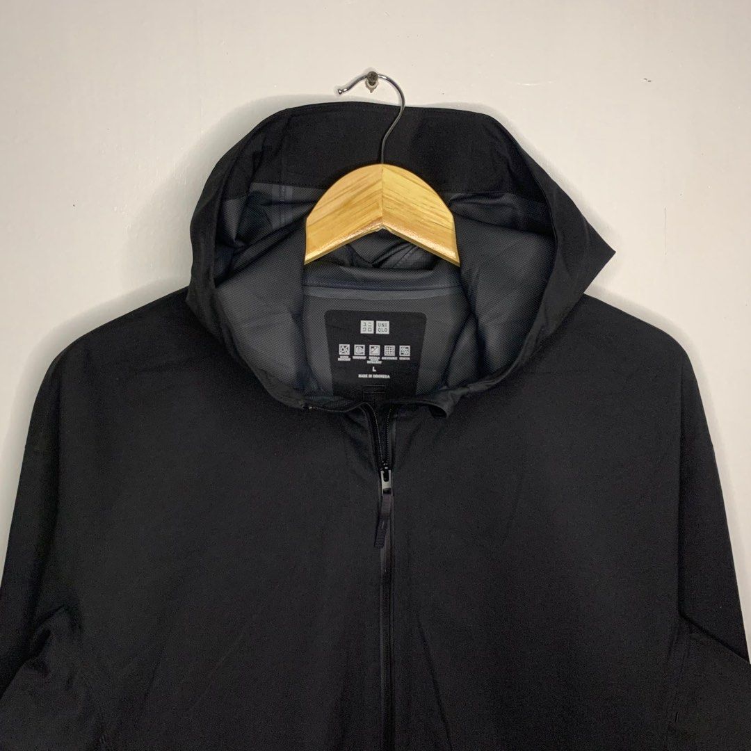 UNIQLO BLOCKTECH JACKET on Carousell