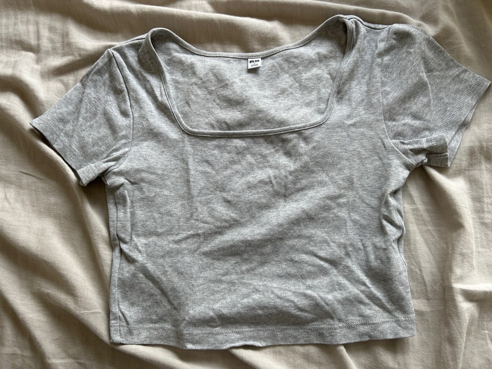 UNIQLO grey square neck crop top, Women's Fashion, Tops, Other Tops on ...