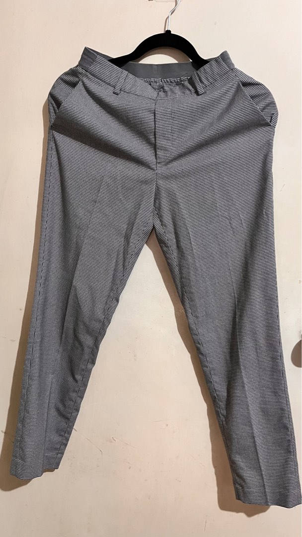 Uniqlo Smart Ankle Pants in Black and Grey, Women's Fashion, Bottoms, Other Bottoms on Carousell