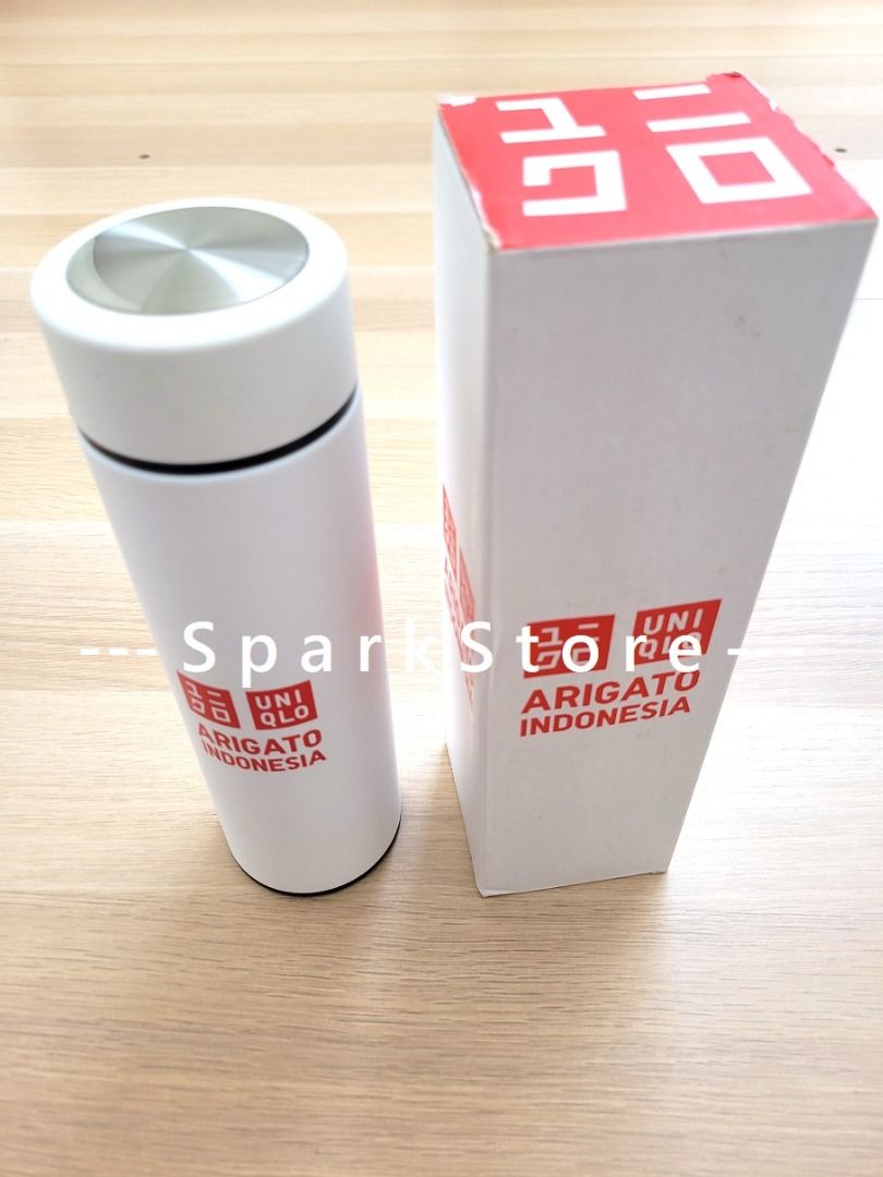 Uniqlo Termos Air Tumbler Limited Edition Arigato Putih, Kitchen ...