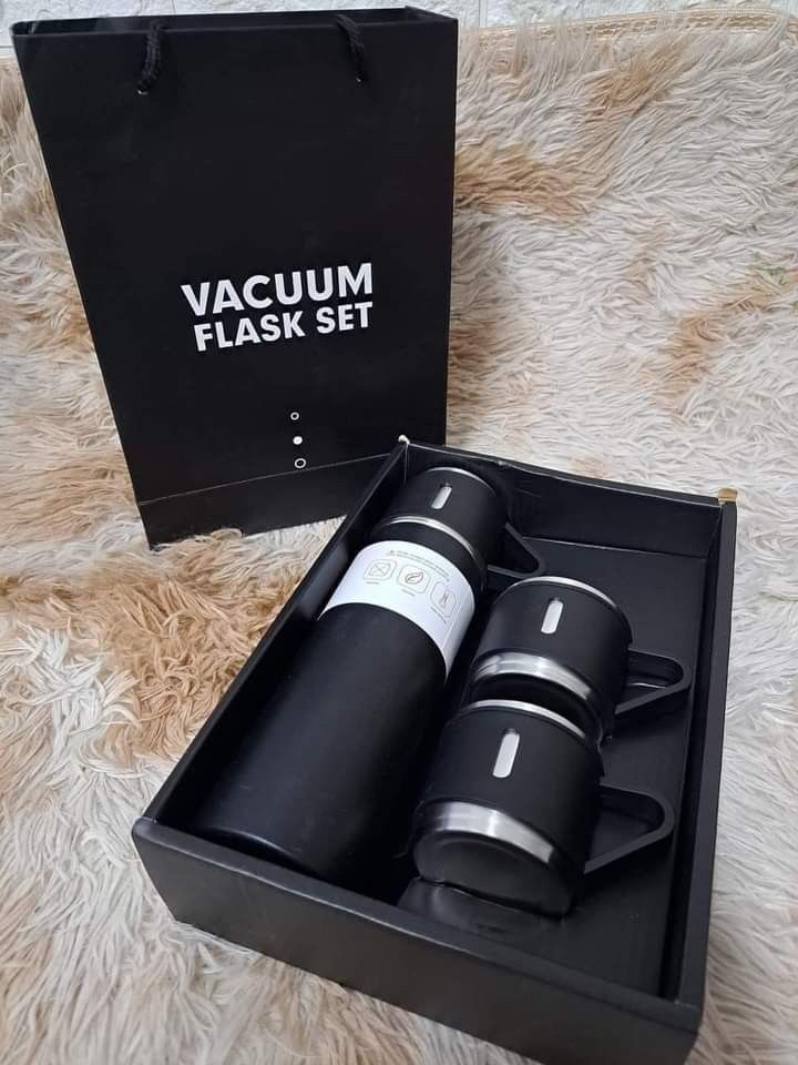 Vaccume set 500ml on Carousell