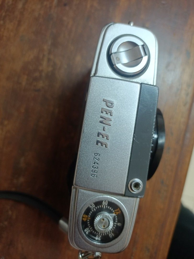 vintage 1961 olympus camera, Photography, Cameras on Carousell