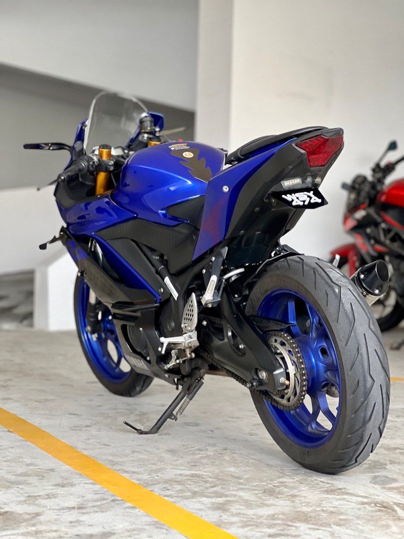 Yamaha r25 v2, Motorbikes on Carousell