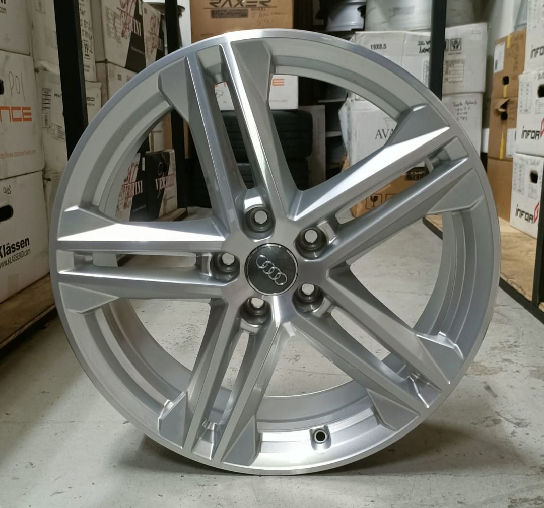 19"AUDI Q5 Original Rim set, Car Accessories, Tyres & Rims on Carousell