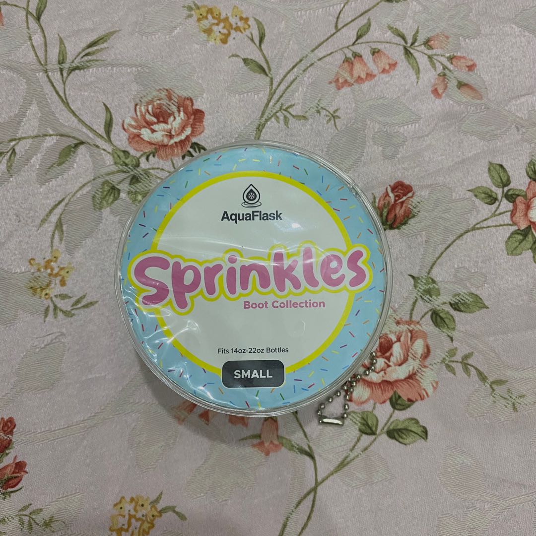 Aquaflask boot Mint Gelato small, Furniture & Home Living, Kitchenware ...