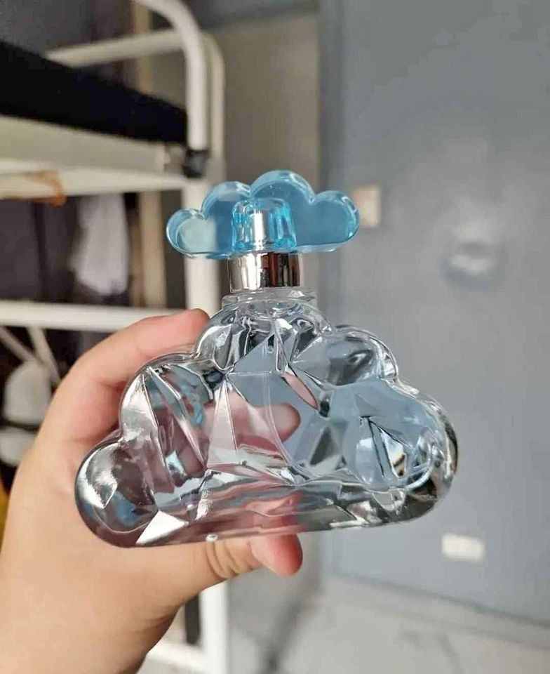 ariana grande soft cloud cream cloud aimore perfume, Beauty & Personal ...