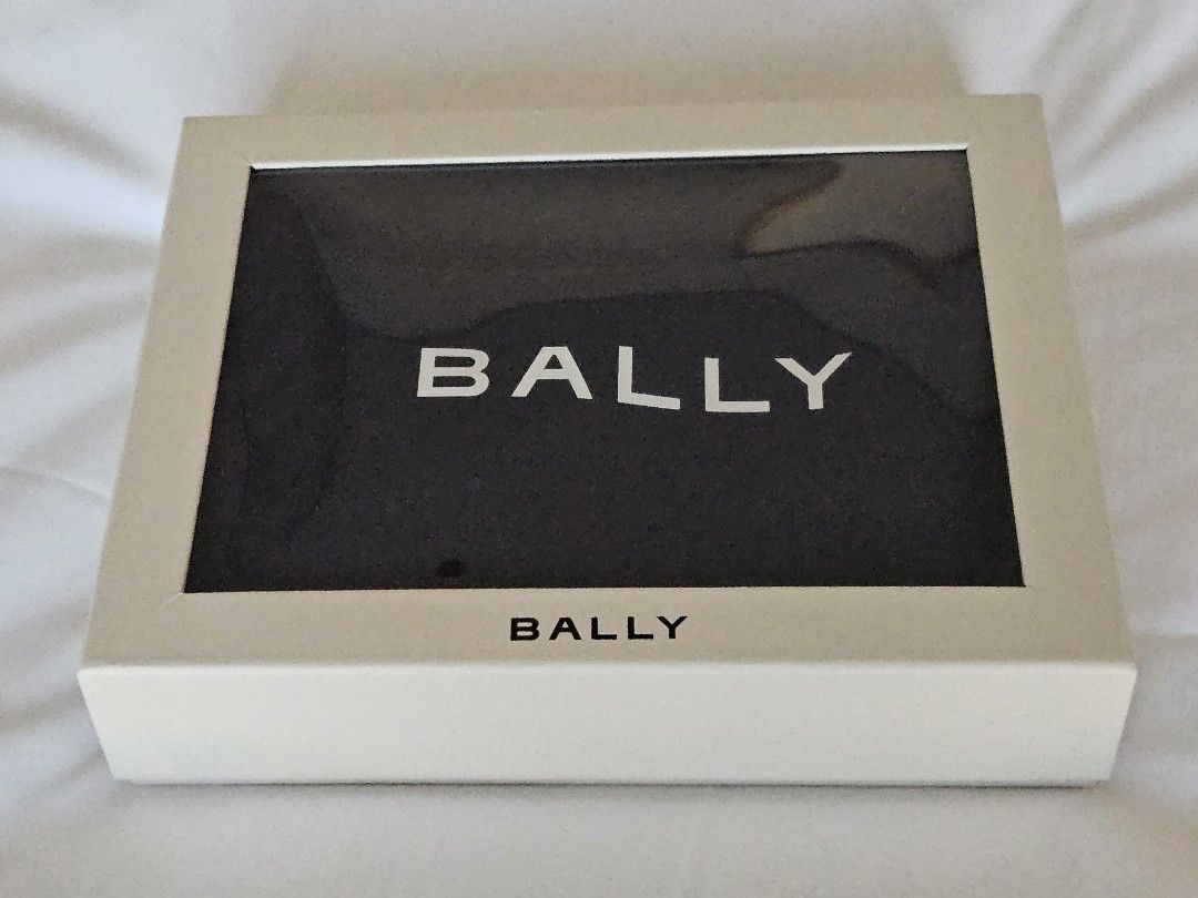 BALLY FOLDABLE BAG TOTE XL (MIDNIGHT BLUE), Luxury, Bags & Wallets on Carousell