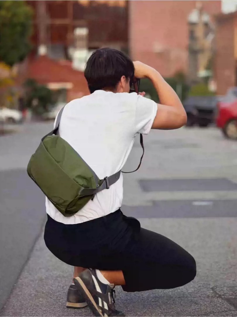 Bellroy Venture Camera Sling 10L Bag, Men's Fashion, Bags, Sling Bags ...