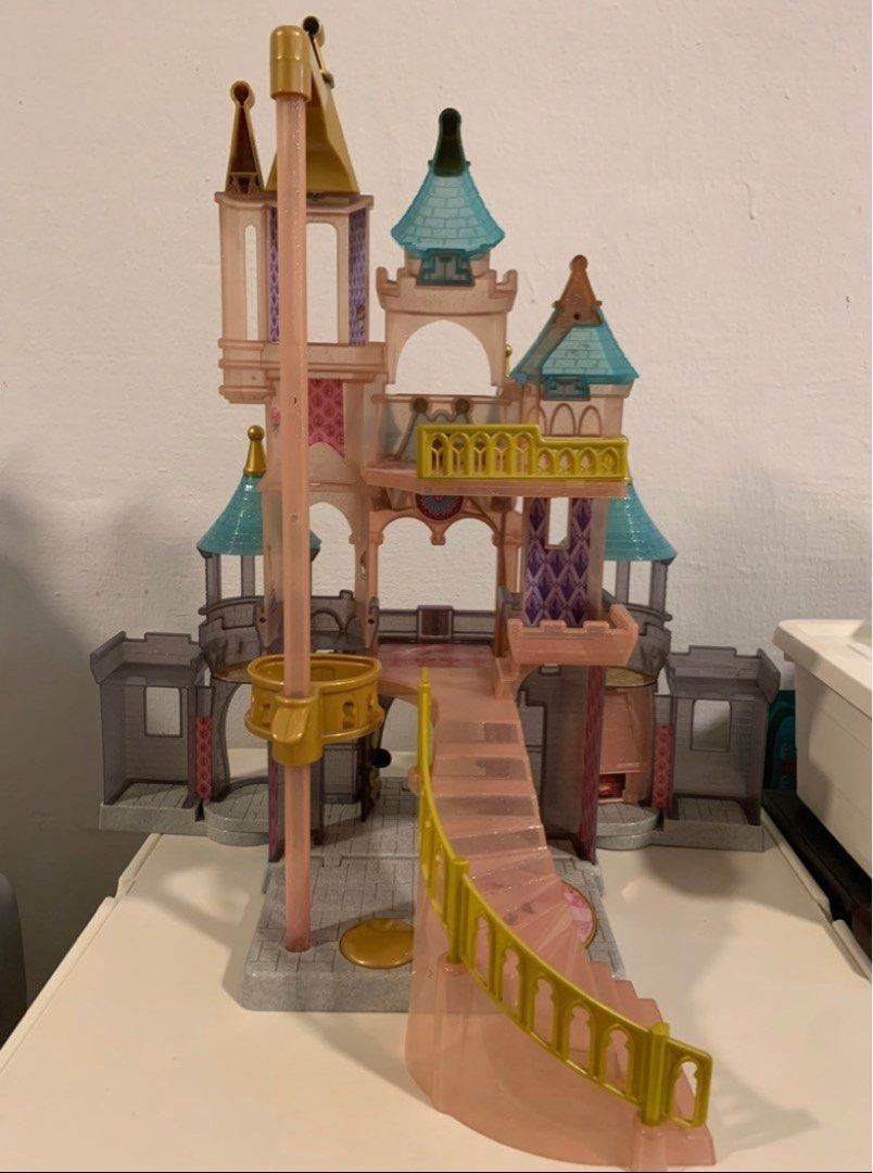 Big Princess Castle (Dolls not included), Hobbies & Toys, Toys & Games ...
