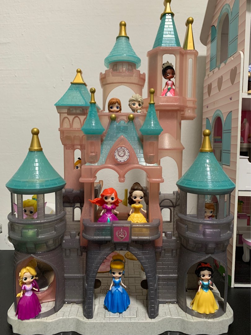 Big Princess Castle (Dolls not included), Hobbies & Toys, Toys & Games ...